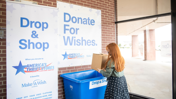 Knoxville TN Clinton Highway Donation Bin | Americas Thrift Stores
